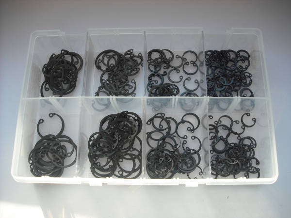 Assorted Circlip Kits From G.R Fasteners